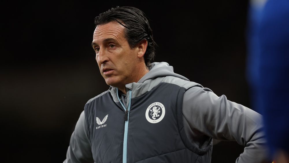 Unai Emery reacts to Aston Villa's Carabao Cup exit | AVFC
