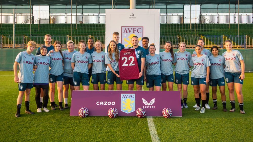 Villa players show their support for Onyx FC | AVFC