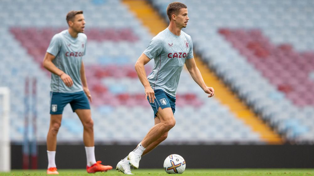 GALLERY: Aston Villa squad train at Villa Park | AVFC
