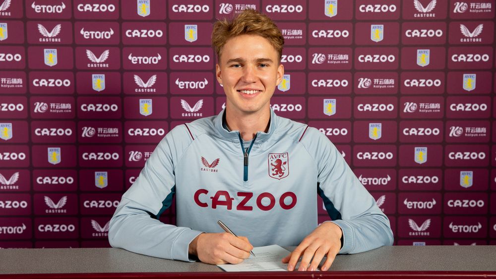 Oliwier Zych signs new contract | AVFC