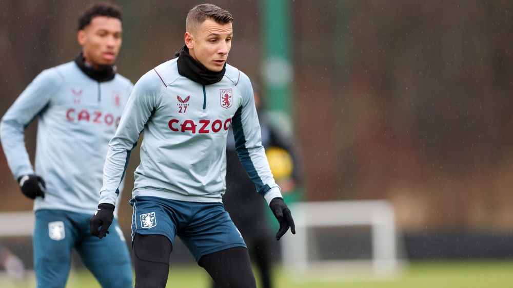 GALLERY: Villa train ahead of Liverpool | AVFC