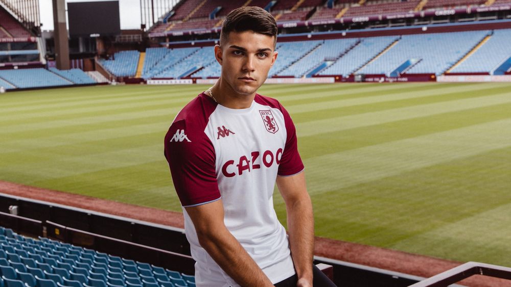 New 2021/22 training range available for pre-order! | AVFC