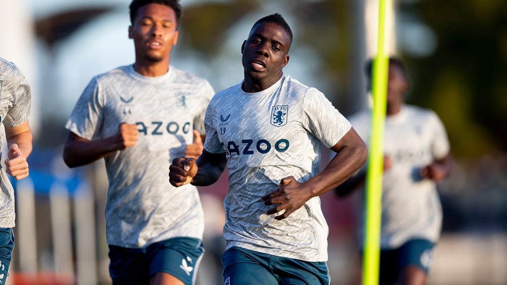 GALLERY: Running session for the Villans | AVFC