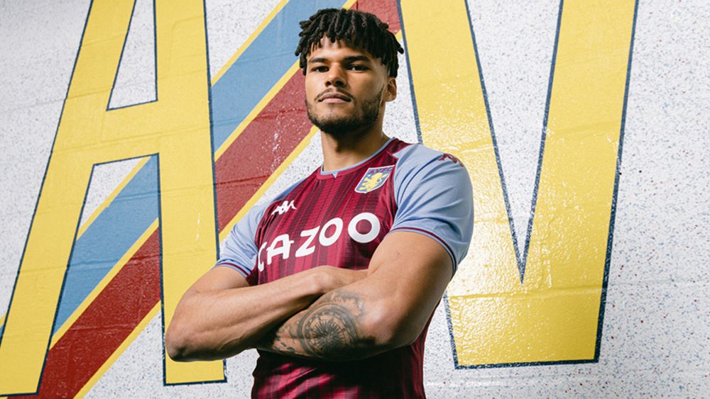 GALLERY: 2021/22 kit shoot at Villa Park 📸 | AVFC