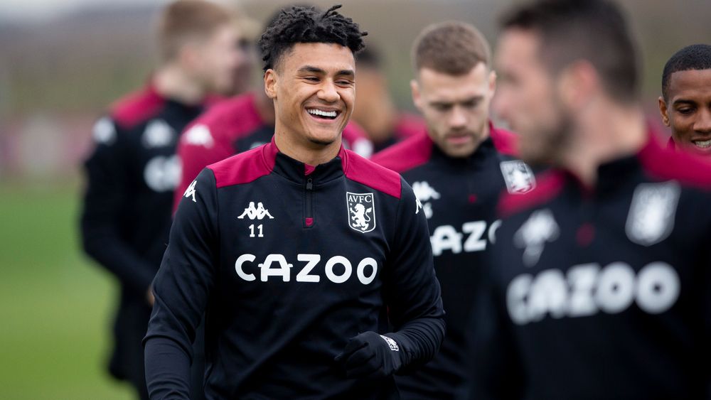 GALLERY: All smiles in training | AVFC