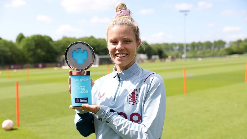 Rachel Daly wins Barclays WSL Player of the Season award! | AVFC